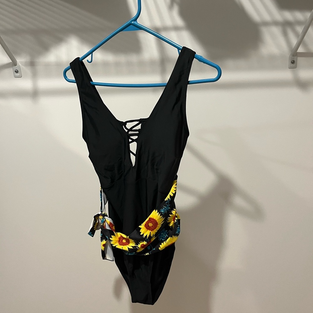 Girl Land Sea Bathing Suite Small Bathing Suite - Gem